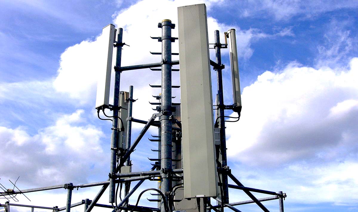 Implémentation d’un site de télécommunication – High Tech SARL